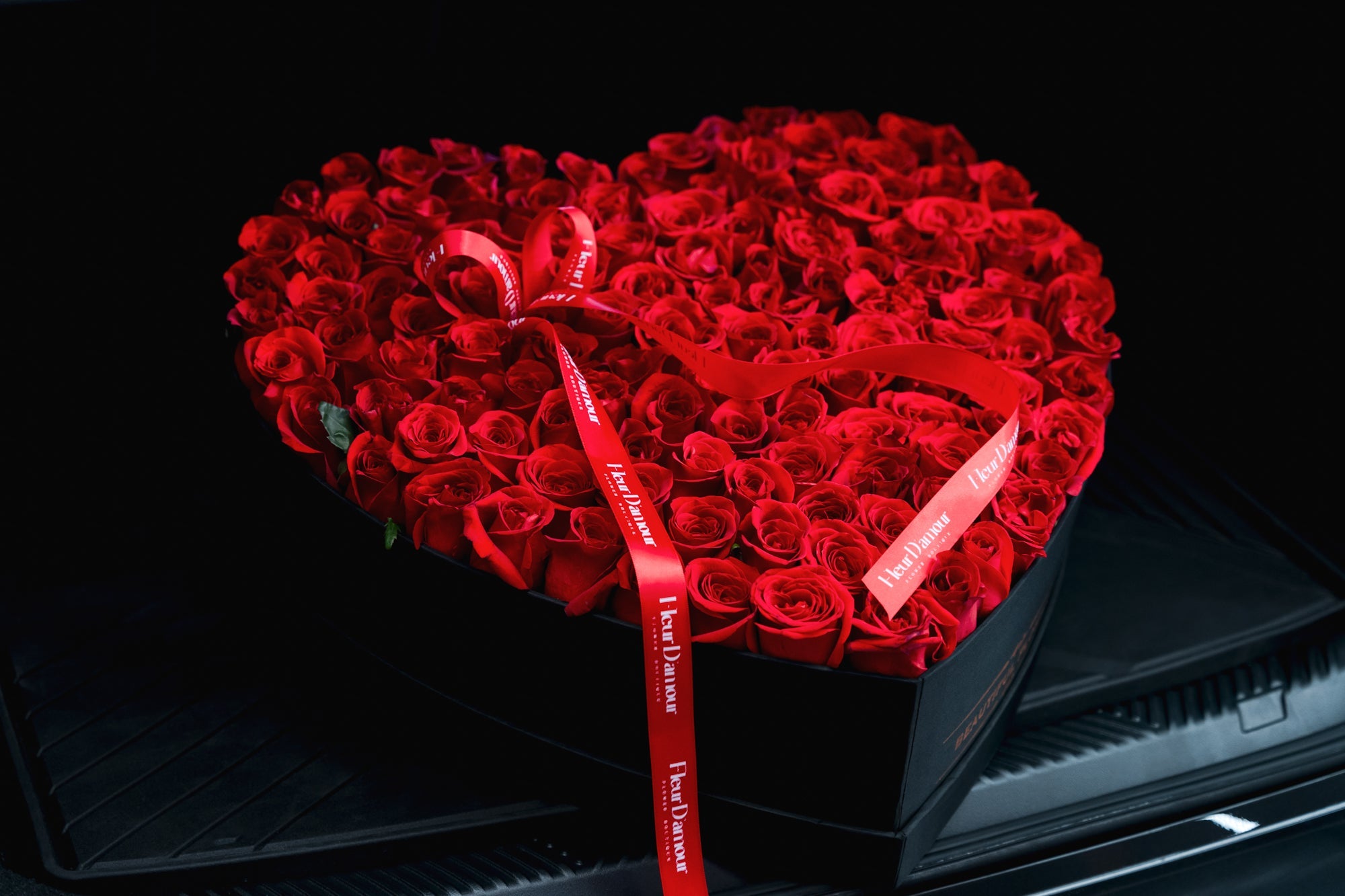 Flower in Boxes and Basket Buy Floral Gifts in Buffalo Grove – Fleur D ...
